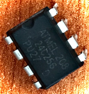 AT24C256 DIP-8 Memory Flash EEPROM IC COM24, R32 - Faranux Electronics